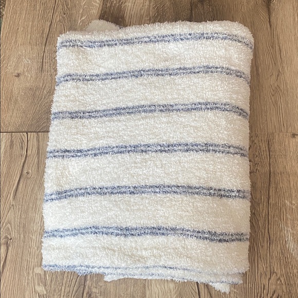 Noble Excellence | Bedding | Noble Excellence Blanket 5 X 70 Cozy ...